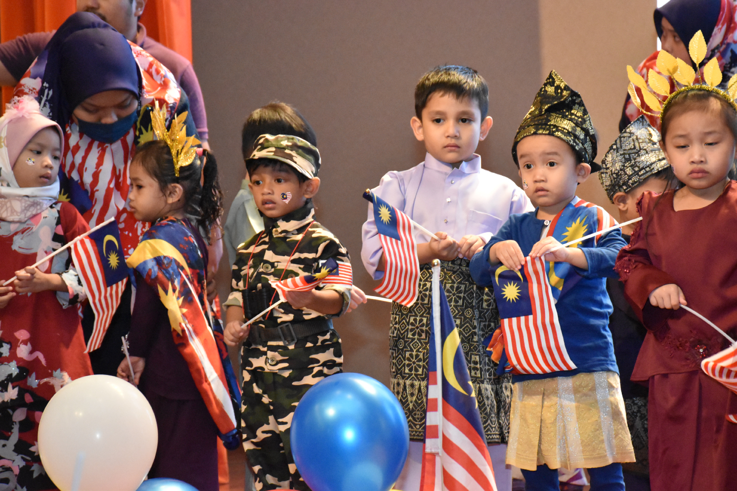 PERTANDINGAN PAKAIAN BERAGAM & MEWARNA BULAN KEBANGSAAN 2022 - Yayasan ...